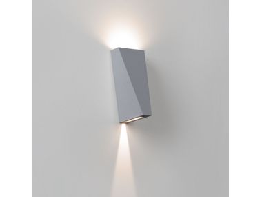 TOPIX L X Applique per esterno By Delta Light