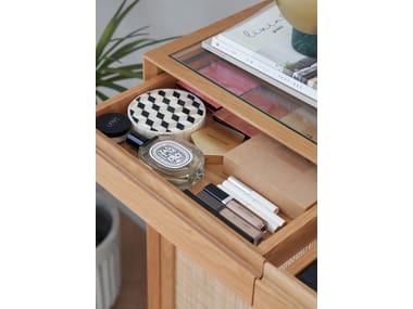 TORII Wooden highboard with sliding doors By grado design