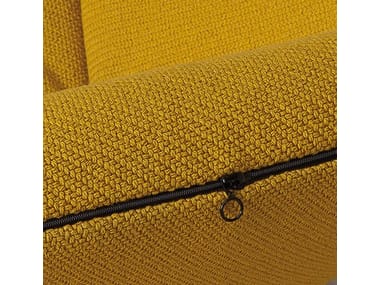 TORTUGA With 4-spoke base fabric easy chair By Sancal | design Nadadora