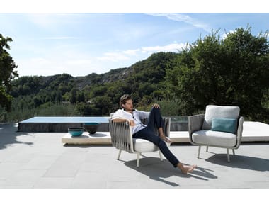 TOSCA Fabric lounge chair with armrests By TRIBÙ