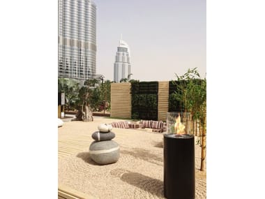 Caminetto da esterno freestanding TOTEM COMMERCE By Planika