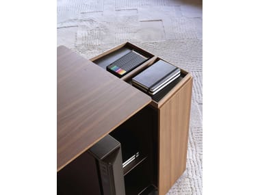 TOUCH DOWN UNIT Writing desk By Molteni & C. | design Studio Klass