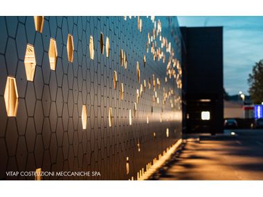 TRESPA® METEON® EXTERIOR Panneau pour façade en HPL By TRESPA INTERNATIONAL