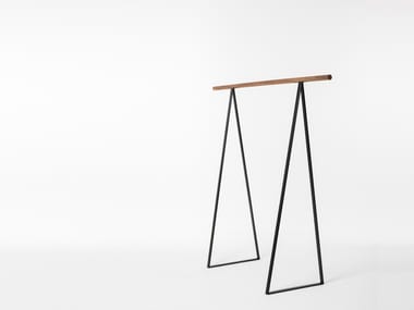 TRIANGLE | Coat stand By PIKKA design RAKETA - Katjusa Kranjc & Rok Kuhar