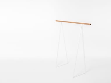 TRIANGLE | Coat stand By PIKKA design RAKETA - Katjusa Kranjc & Rok Kuhar