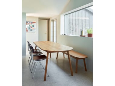 TRIANGLE LEG Oak bench By Hay | design Jones Neville