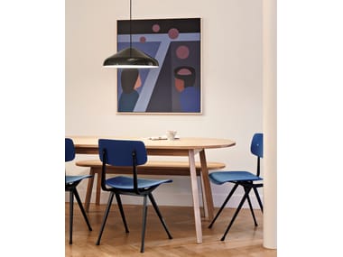 TRIANGLE LEG Oak bench By Hay | design Jones Neville