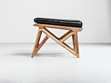 TRIANGLE | Low stool By HOOKL und STOOL design Aleksandar Ugresic