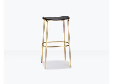 TRICK WOOD Barstool By S-CAB | design Meneghello Paolelli