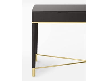 TAMA | 边桌 By Gallotti&Radice 设计师Carlo Colombo