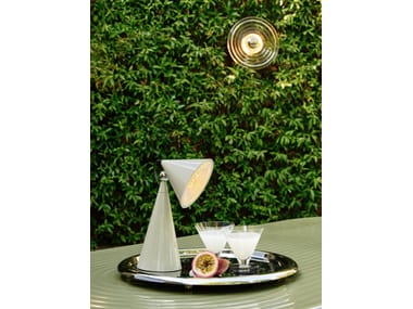 POSE PORTABLE LED Cordless LED table lamp By Tom Dixon | design Tom ...