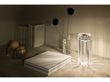 PRESS TABLE Table lamp By Tom Dixon | design Tom Dixon designer