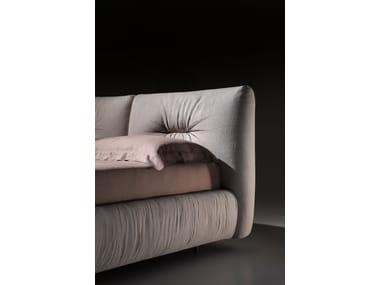 KUMO Bed By Twils