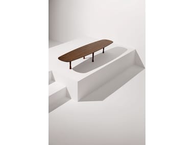 UNICA Low wooden central coffee table By nomon | design Andrés Martínez
