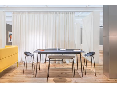 UNIT | Mesa alta By MDD diseño Dirk Winkel