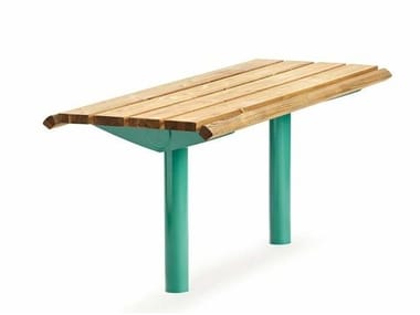URBAN | Table for public areas By VESTRE