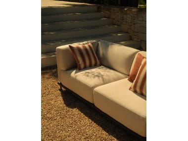 DAVOS Garden sofa By Unopiù