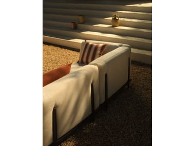 DAVOS Garden sofa By Unopiù