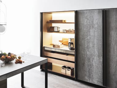 Tower Units With Receding Doors Kitchen unit By VALCUCINE