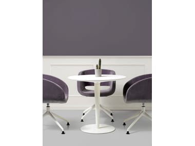 VANITY Trestle-based fabric reception chair with armrests By Diemme