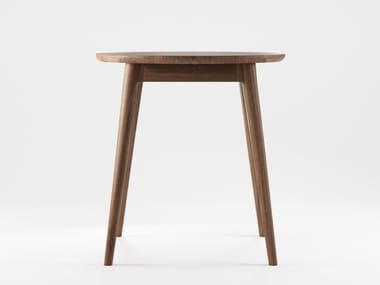 VINTAGE Round solid wood table By KARPENTER | design Hugues Revuelta