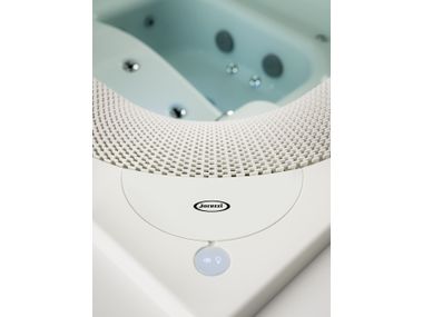 VIRTUS Hydromassage outdoor rectangular acrylic minipool By Jacuzzi ...