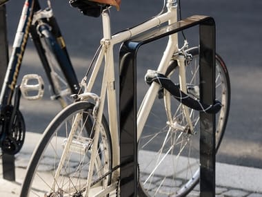 VROOM Aluminium bicycle rack By VESTRE