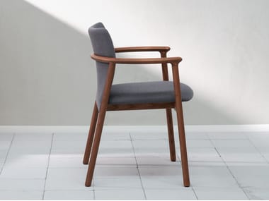 LORD 02 Upholstered chair with armrests By Very Wood | design LucidiPevere