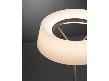 LILY 落地灯 By Vibia