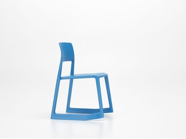 TIP TON RE Stackable open back recycled plastic chair By Vitra | design ...