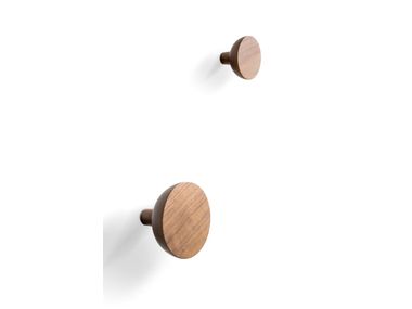 WELCOME Wall-mounted wooden coat rack By nomon | design Andrés Martínez