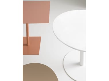 WIDE | Square table Square MDF table By Mobboli