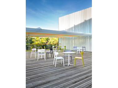 WING Stackable polypropylene chair By ACTIU | design Ramos&Bassols