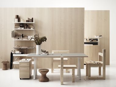 WORKS | Office desk By String Furniture