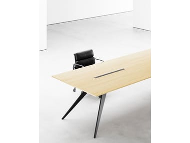 ZENON Meeting table By WORKSPACE