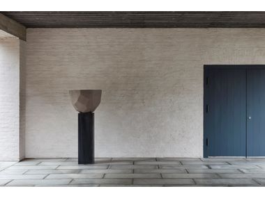 Zinc pedestal ZINC COLUMN By DOMANI