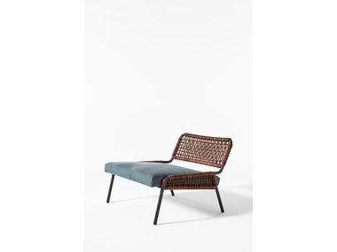 ZOE Fabric and leather armchair By Meridiani | design Andrea Parisio
