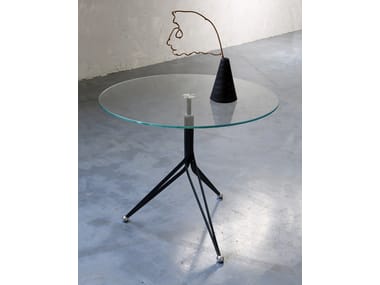 ZEUS Table By In Stock