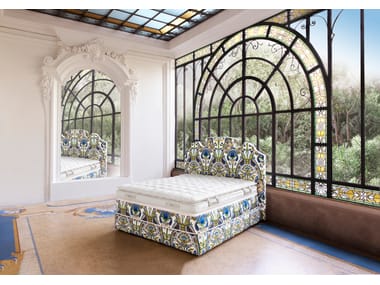 AUGUSTE Bed By Tréca