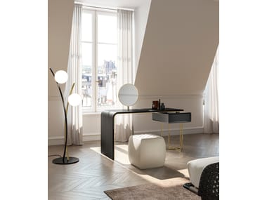 AURI Wood veneer dressing table By EFORMA | design Ollen Pal