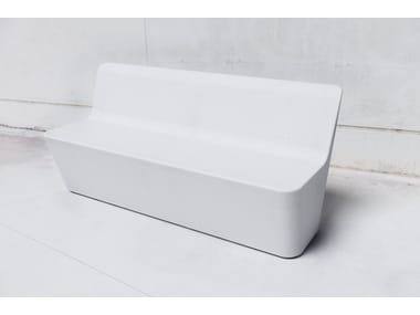 SMOOTH Concrete bench with back By SIT | design João Carvalho