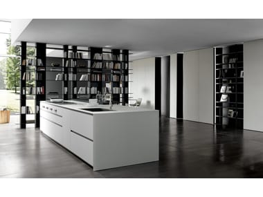 SKILL Double-sided floor-ceiling mounted eucalyptus bookcase By ...