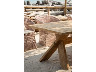 WESTLY Table By cbdesign