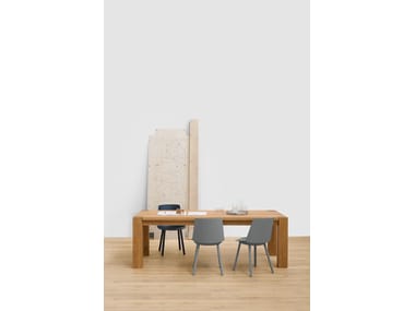 BIGFOOT™ ANNIVERSARY EDITION Rectangular oak table By e15 | design Geoff McFetridge, Philipp Mainzer