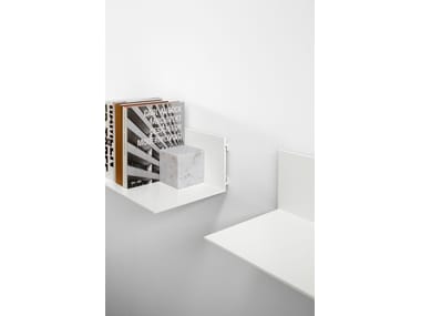 PROFIL Wall shelf By e15