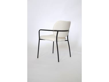 ELI | Chair with armrests By Tonon design Guggenbichler design