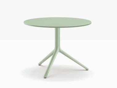 Round die cast aluminium coffee table with 3-star base ELLIOT 5473 ...