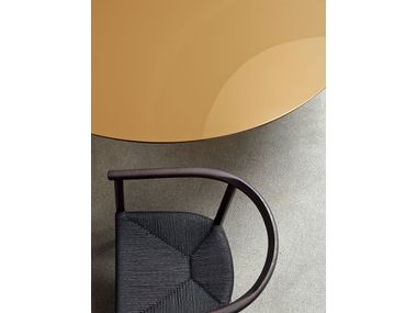 ELLY | Round table Round laquered table By Frigerio | design Gabriele ...