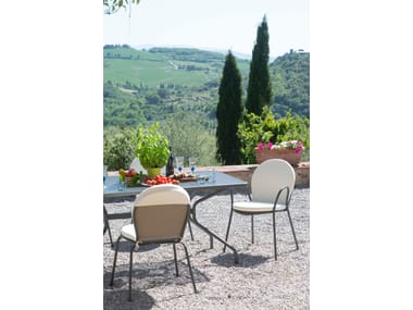 CAMBI Rectangular steel garden table By emu | design Aldo Ciabatti