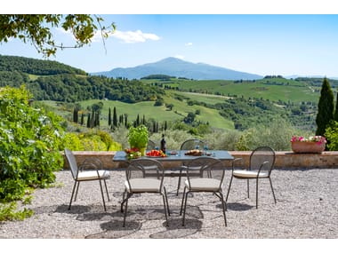 CAMBI Rectangular steel garden table By emu | design Aldo Ciabatti